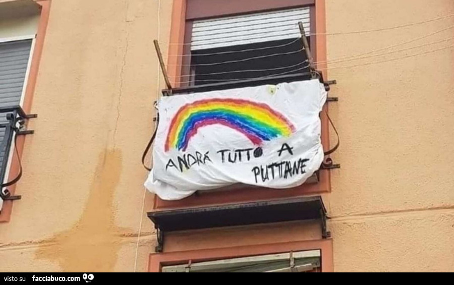Tutti i meme su Virginia Raggi - Facciabuco.com