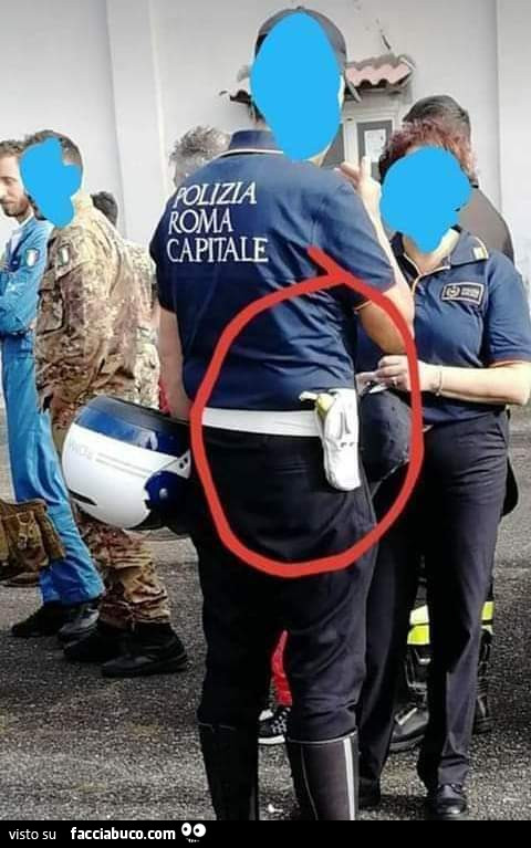 Polizia Roma capitale - Facciabuco.com